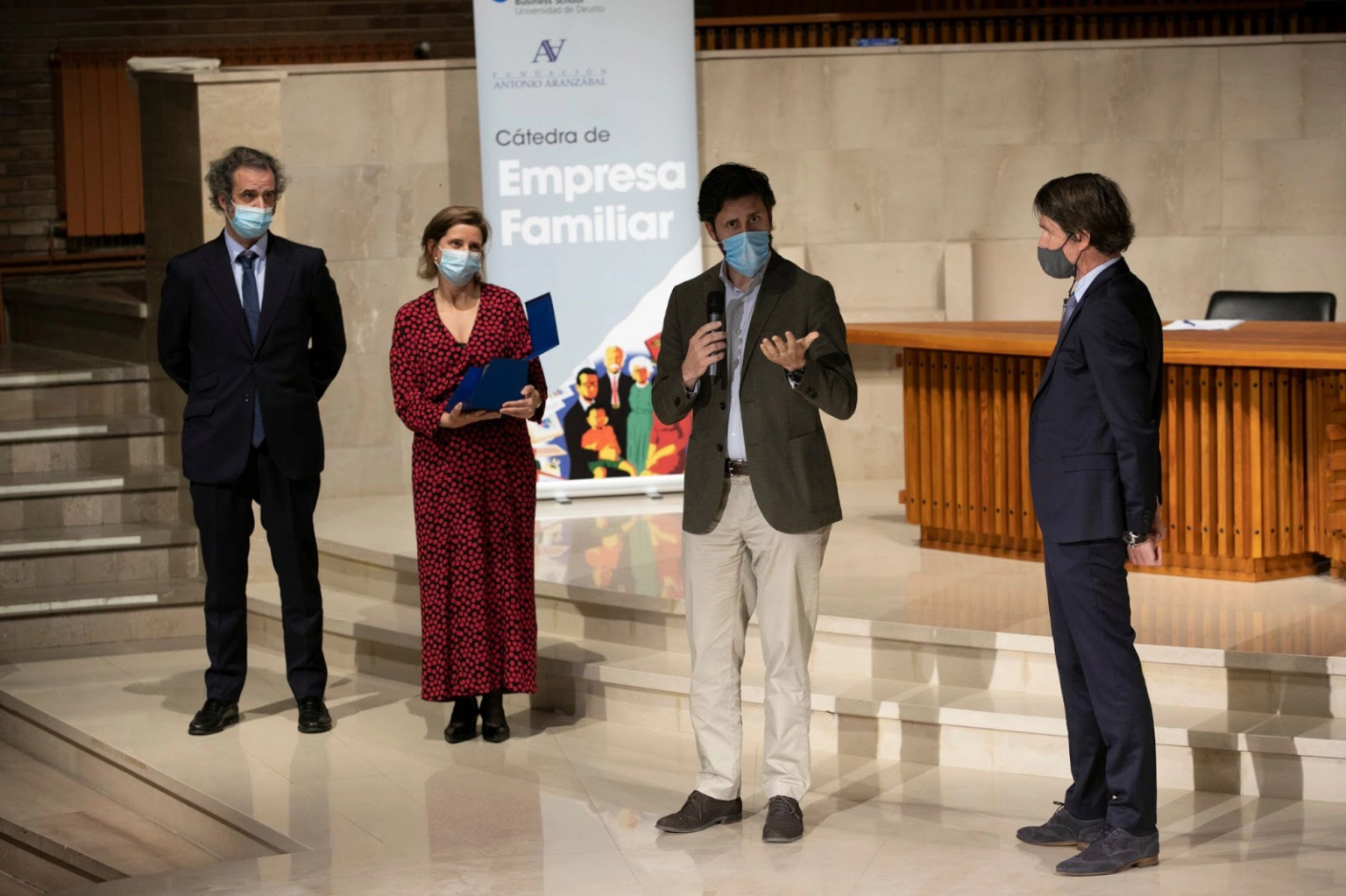 La familia Guinea, galardonada con el “Premio Antonio Aranzábal al ...